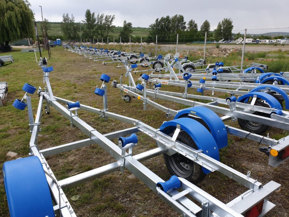 Peridoc transport Barci / Remorca barcute 4-5m extensibile | arhiva ...