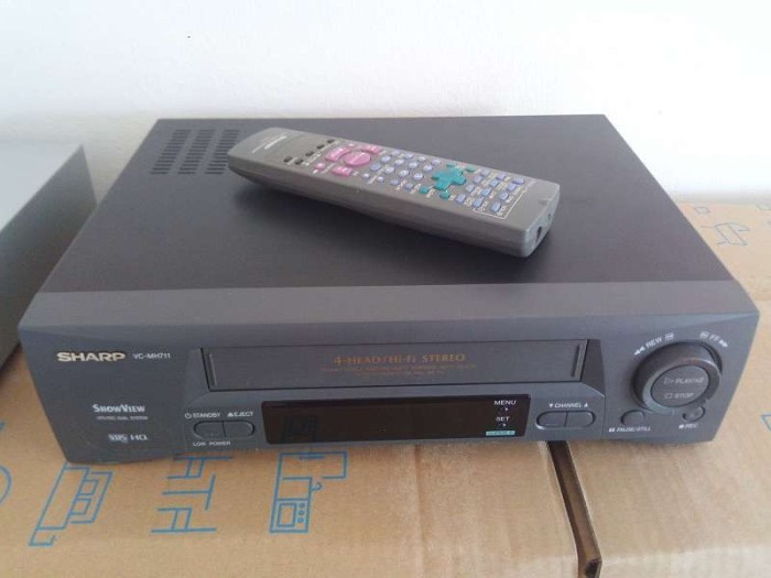 SHARP video recorder VHS nou | Okazii.ro