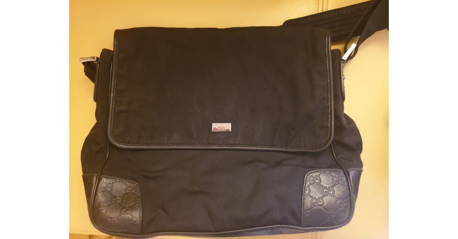 Geanta barbat stil postas GUCCI ORIGINALA | arhiva Okazii.ro
