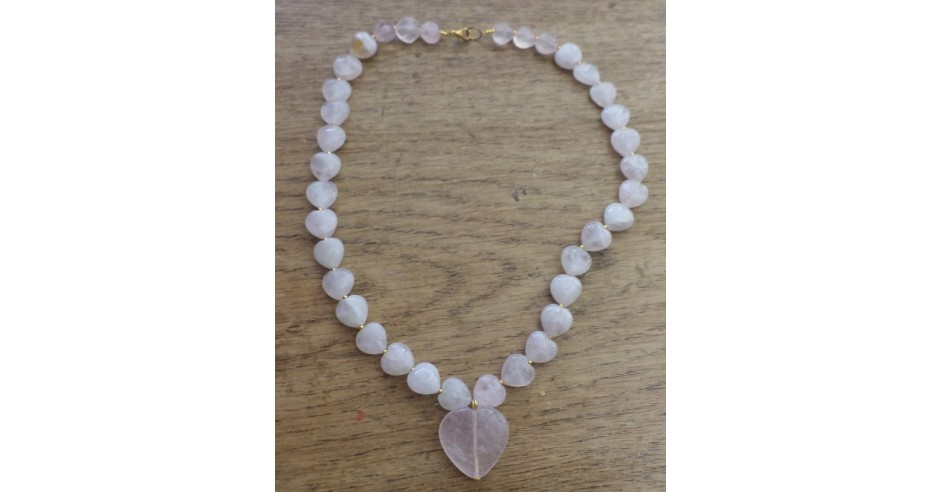 Colier inimi de cuart roz | arhiva Okazii.ro