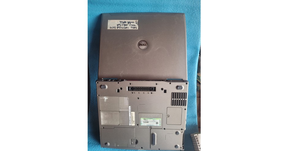 laptop DELL Latitude D610 - incomplet | arhiva Okazii.ro